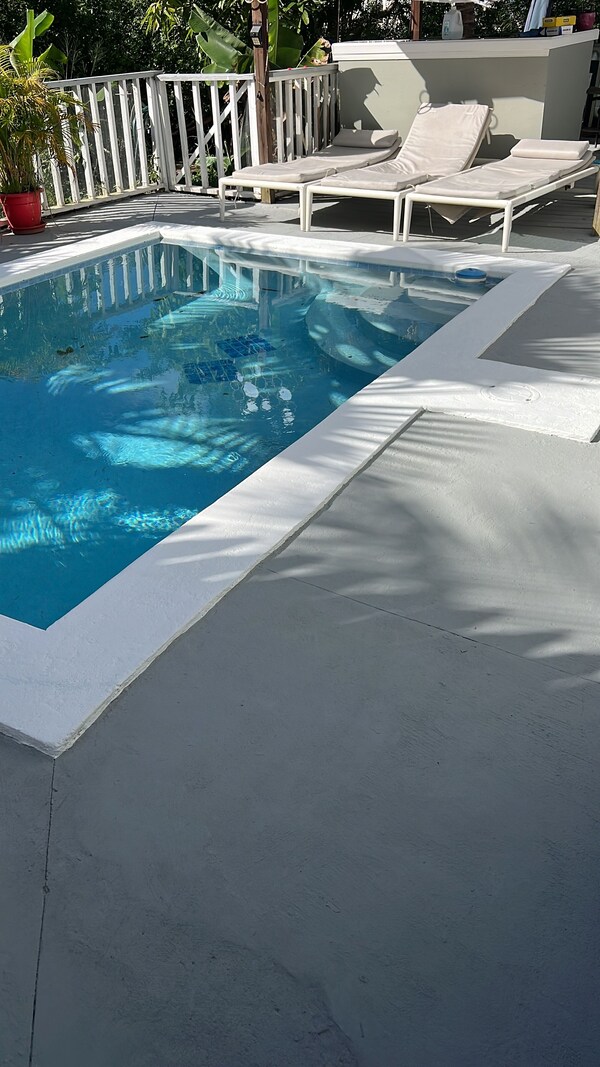 3-bedroom Apartment In Fantastic Nassau With Wi-fi, Ac - Nassau
