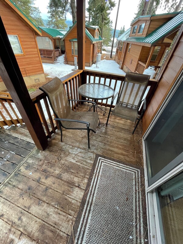 Cabin #3 At Hyatt Lake Resort - Oregon