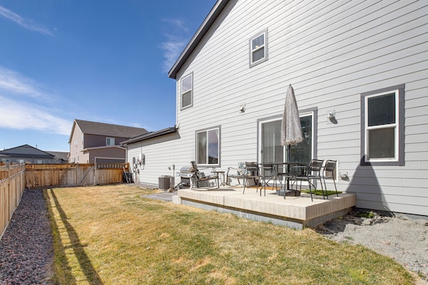 Beautiful Home W/ Bonus Room & Prime Location! - Brighton, CO