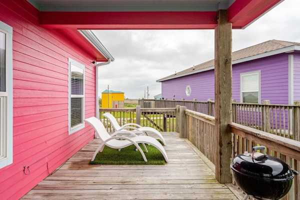 3br Beach House Near Galveston Ferry  5-min Walk To Beach - Crystal Beach