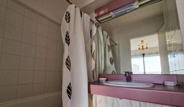Studio à La Rochelle Avec Piscine, Proche Plage - Châtelaillon-Plage
