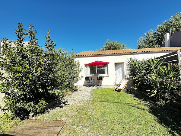 House In Fouras For 4 People With Enclosed Garden - Île d'Aix