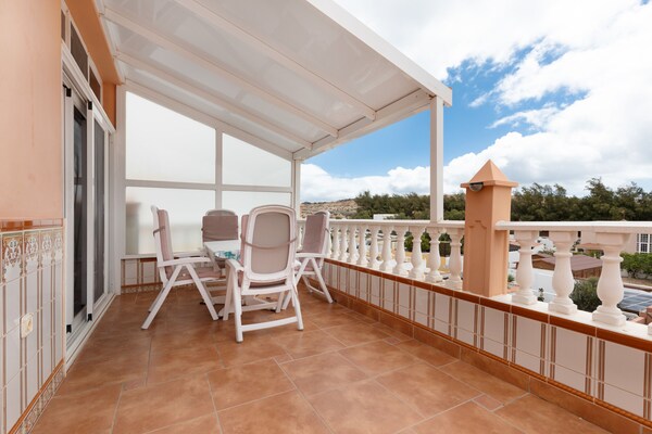Vacation 'Teneriffa' With Shared Pool, Wi-fi And Air Conditioning - Costa Calma