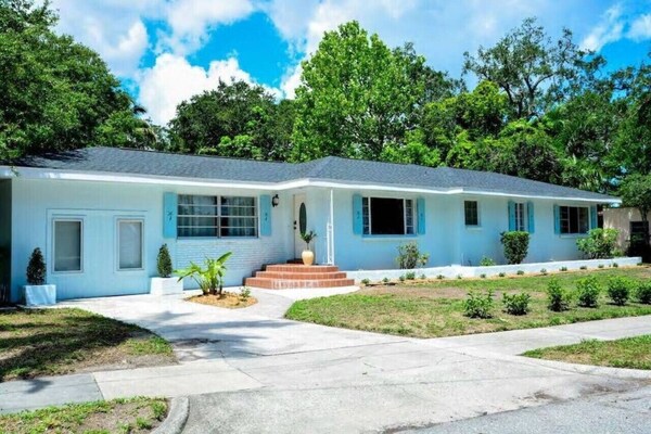 Private King Bed Suite-near Ami Beach-walk Dtown. - Bradenton