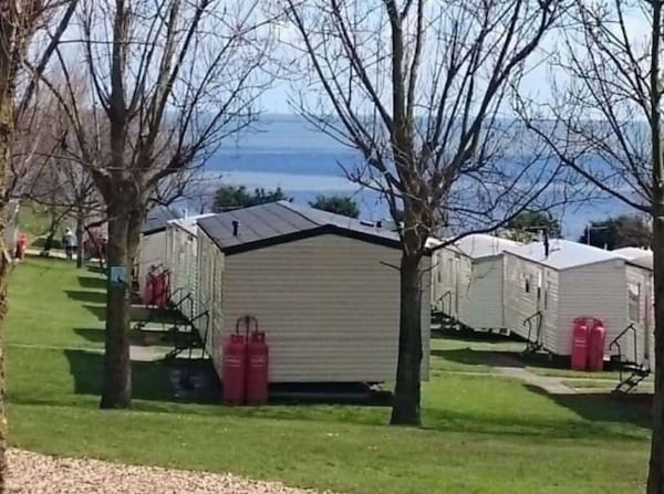 6 Guests - 3 Bedrooms - Entertainment - Near Beach - Isle of Sheppey