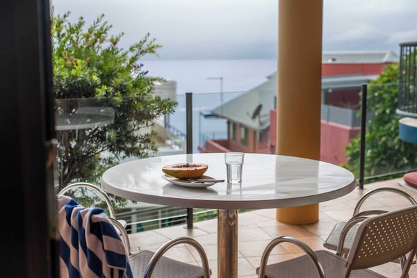 Now And Then - Oceanstays - Ocean Views - Yamba