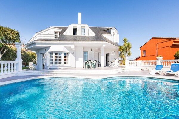 Belle Maison Avec Piscine Privée - Blanes