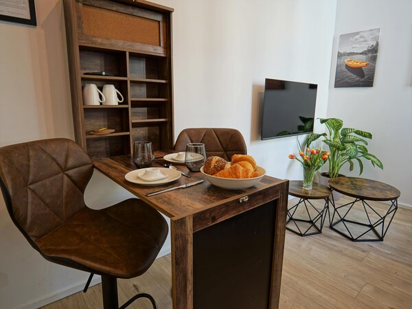 Willkommen Im Hogulu - Haus 1, Appartement 4 In Brandenburg An Der Havel! - Beetzsee