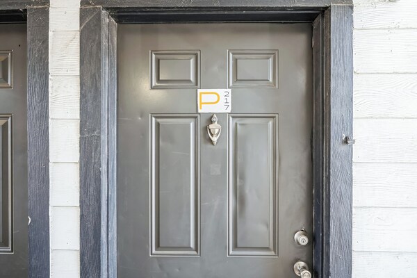 Stratton 217-p I Spacious 1 Bed 1 Bath - Fort Worth, TX