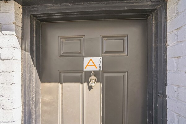 Stratton 2415-a I Spacious 2 Bed 1.5 Bath - Arlington, TX