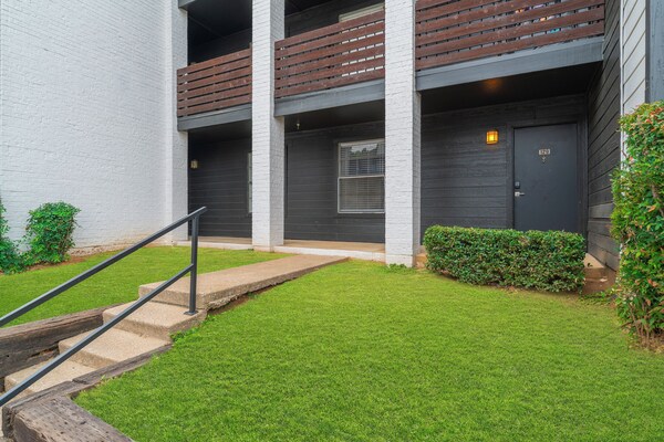 The Landry 174 | Spacious And Cozy 2 Bedroom 2 Bth - Arlington, TX