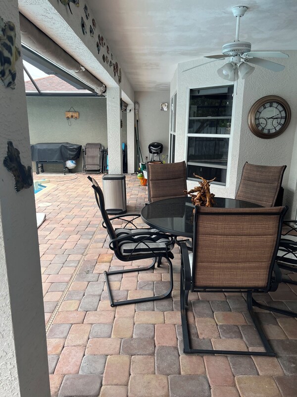 Charming 3-bedroom Pool Home Ready To Entertain In Cape Coral - Sanibel, FL