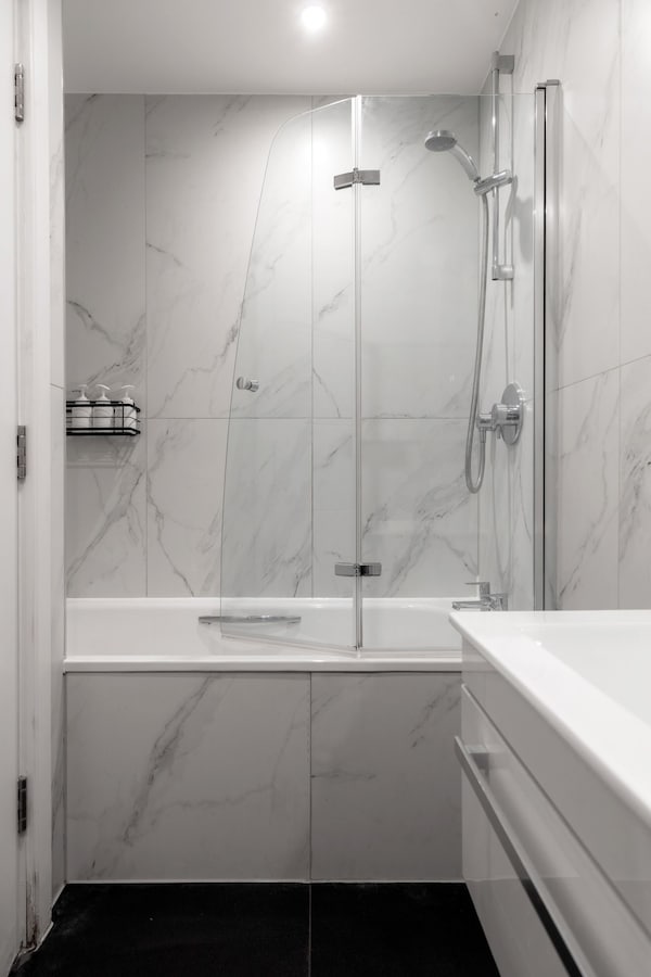 Apartment-deluxe-eigenes Badezimmer-stadtblick - Notting Hill