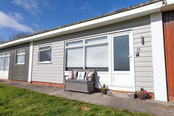 Charming 2-bedroom Chalet In Dartmouth. Perfect For Couples & Families. Sleeps 5 - Dartmouth