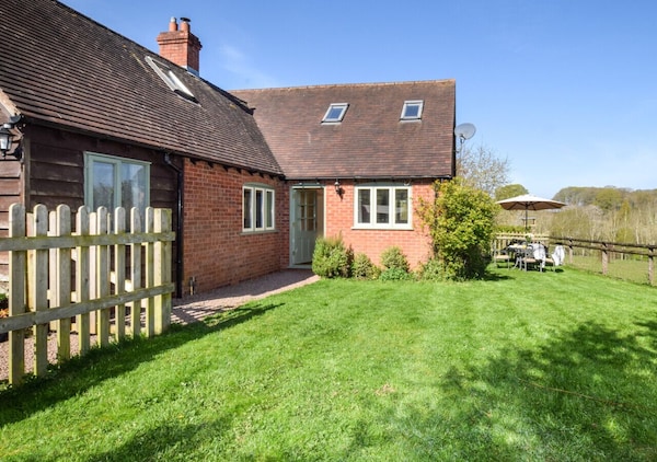 Daisy Cottage At Hanley William - Malvern Hills