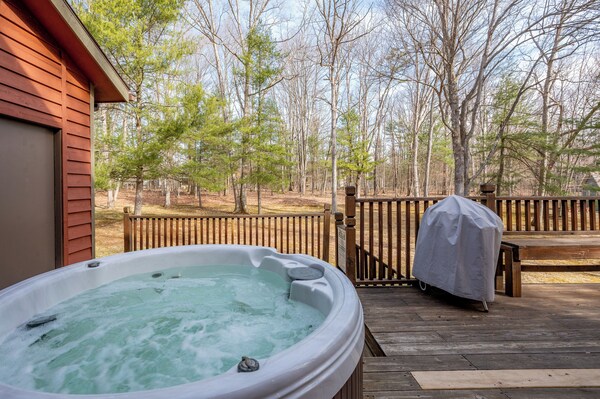 New! Blue Waters: Lake Access, Fireplace, Hot Tub, Dock! - Park stanowy Deep Creek Lake