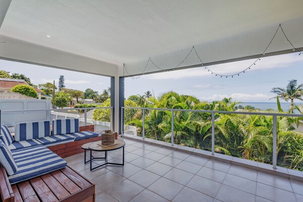Sea View Sanctuary In Ballito | Pool And Comfort - Dolphin Coast
