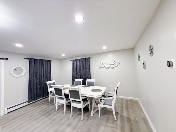 Modern Montague/milford Area Home - Port Jervis, NY