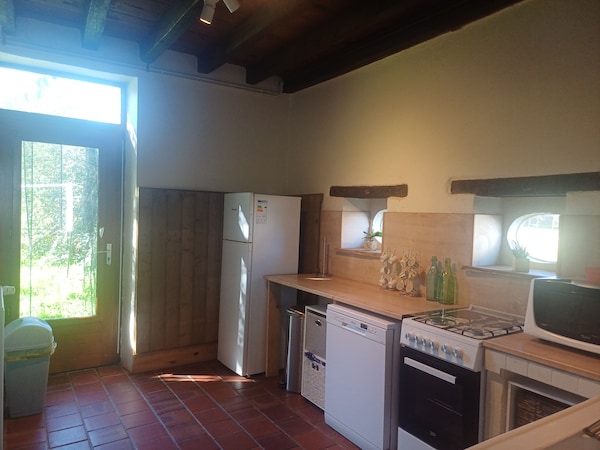 Gîte à La Ferme, Avec Animaux, Fromages Et Nature - Nièvre