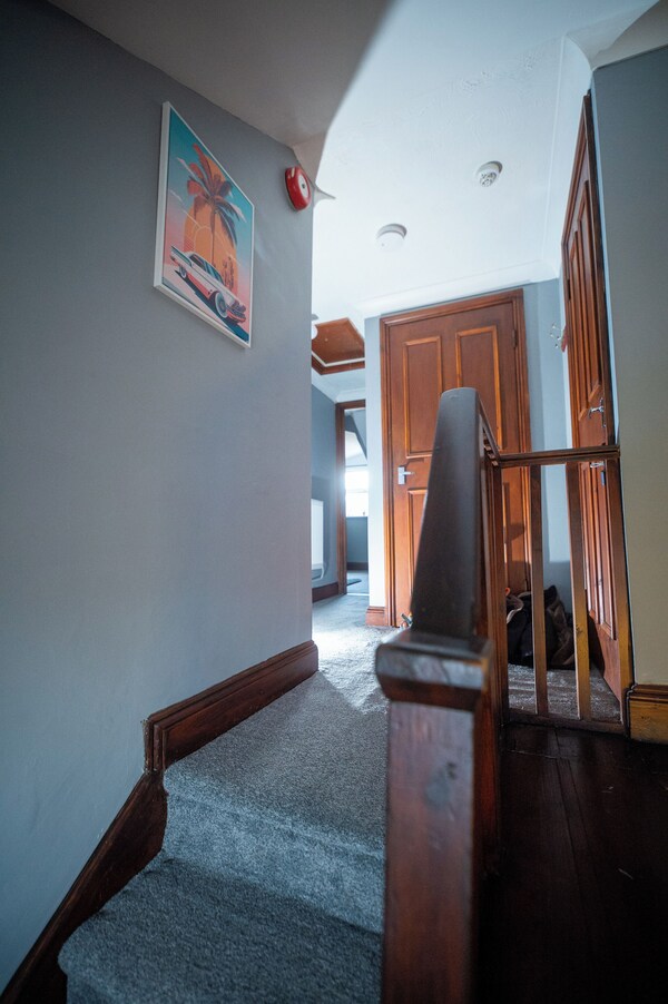 Sea View | Top Floor Apartment |New| - Lowestoft