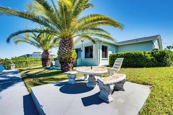 2 Mi To Beach: Canal-front Home In Hernando Beach - Spring Hill, FL