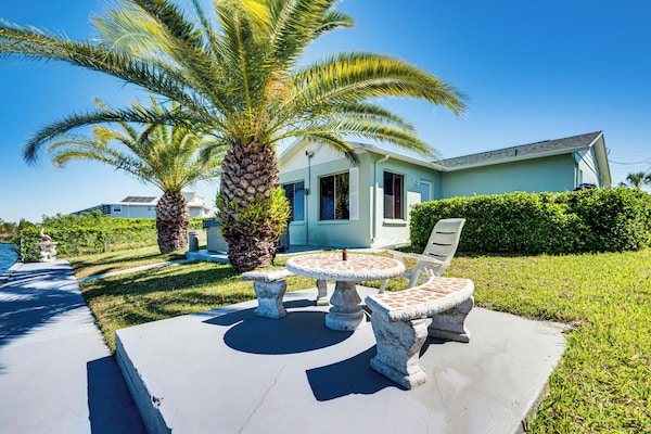2 Mi To Beach: Canal-front Home In Hernando Beach - Spring Hill, FL