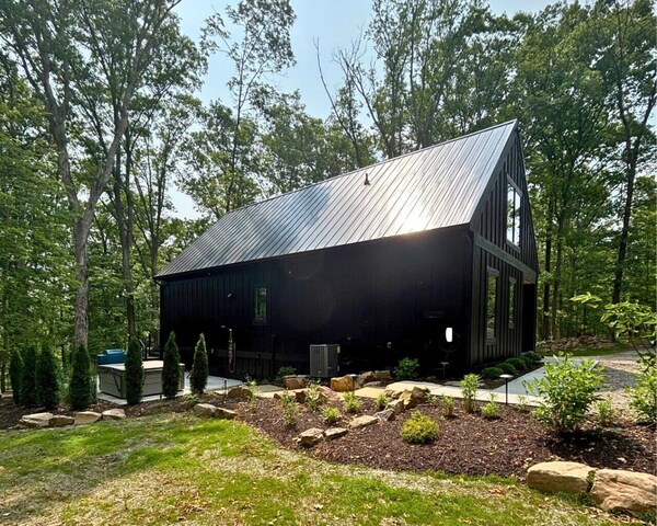 1 Nordic Retreat In Brown County - Nashville, IN