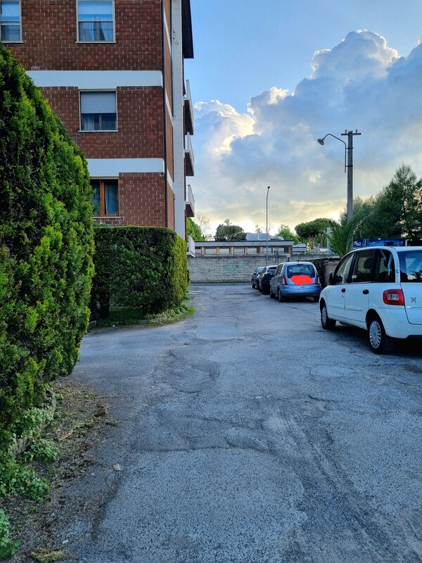 Sunbath House Pisa - Bright Appartament- Free Parking - Near Pisa Center - Pise