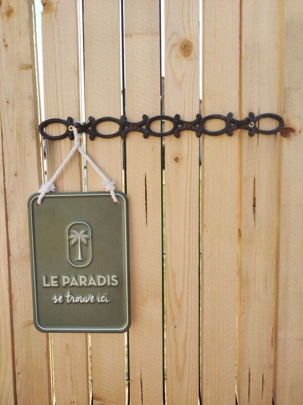 Maison De Vacances 'Katel Chez Elle - Maison 5 Pers' Avec Terrasse Privée, Jardin Privé Et Wi-fi - Cholet