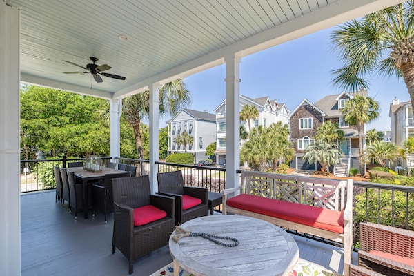 Private Gated Enclave Within Wild Dunes Resort, Community Pool Just Steps Away - Mount Pleasant, SC