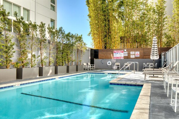Blueground | Marina Del Rey, Pool & Ac, Nr Beach - Redondo Beach, CA