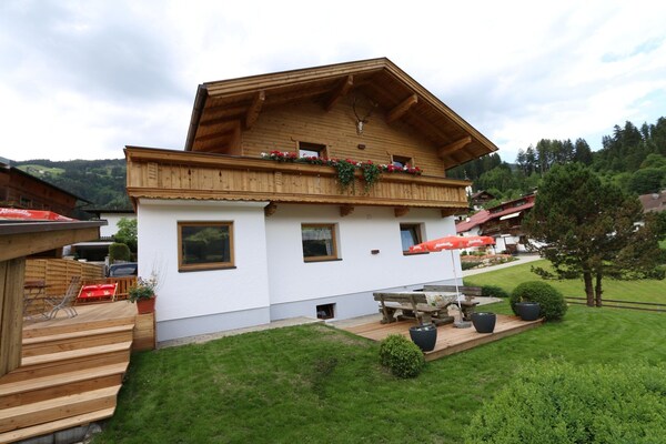 Chalet In Fügen Nahe Spieljochbahn - Zillertal