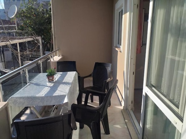 Charming 2-bedroom Apartment In Fabulous Marmaris With Ac - İçmeler