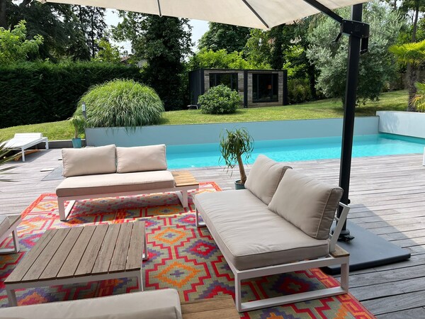 Villa Piscine à Proximité De Lyon - Brignais