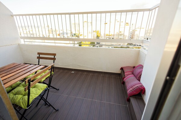 Maisonette/duplex In City Centre (4 Bedrooms , 170 Sq/m. On 5th And 6th Floor) - Nicosia