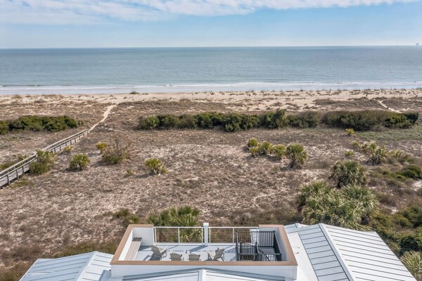 Suite Beach Tybee | Amazing Views, Private Pool, Rooftop Deck - Tybee Island, GA