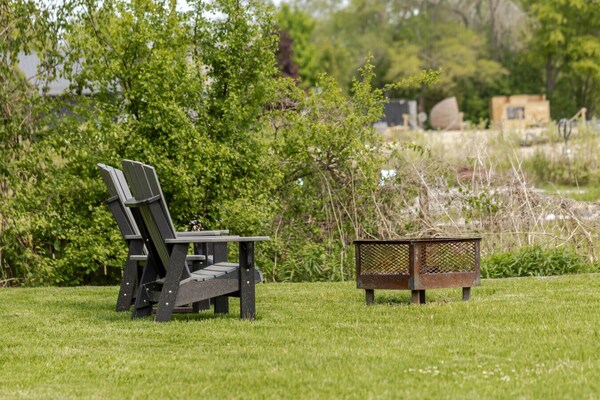 The Picton Beautiful Couple's Getaway - Prince Edward