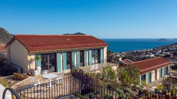 A Musical Escape With Euterpe - Kalkan