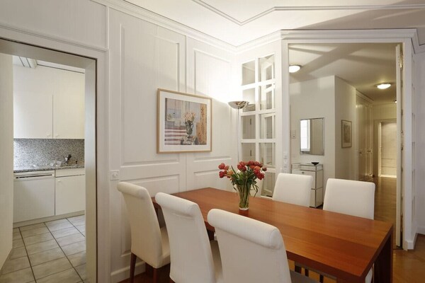 Great 2bd Flat Old Town (Schipfe B) - Zurich