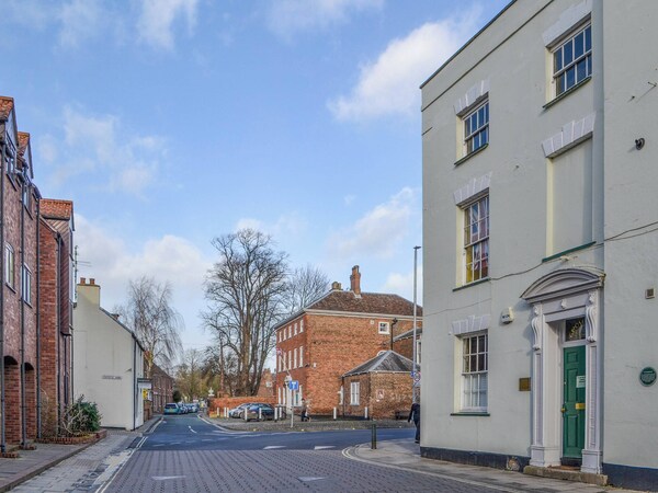 1 Bedroom Accommodation In Beverley - Kingston upon Hull