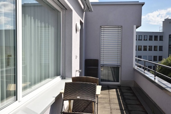 Stylish 1br Near Lake And Opera (Flower 52) - Zurich main station