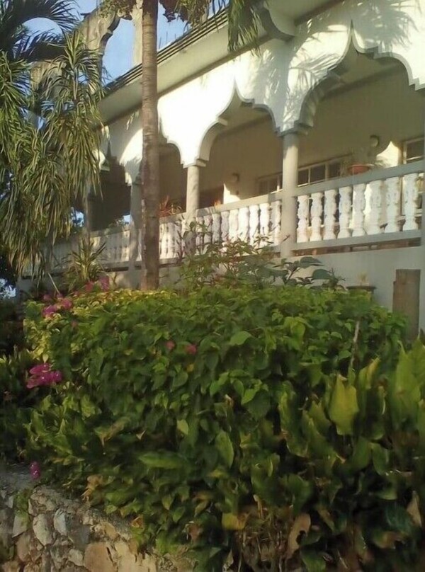 Meditation Heights B&b Villa - Negril