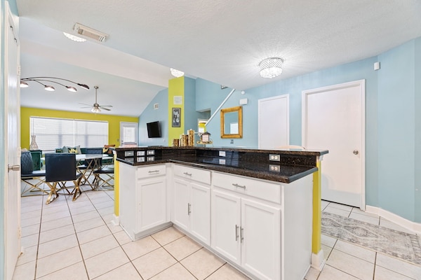 Spacious & Cozy Sugar Land Home Perfect For Families And Remote Workers - Houston, TX
