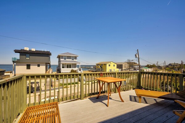 Seashore Condo Hotel #12b, Cozy Fire Island Escape, Near Ferry - With Bay Views And Steps From The Beach. - Fire Island, NY