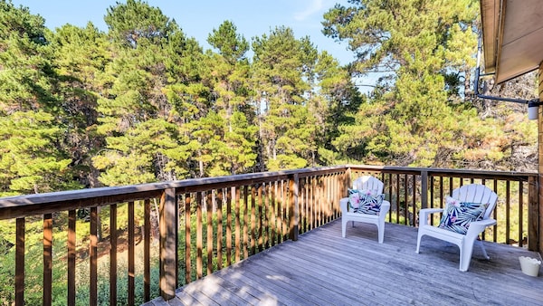 Whispering Pines Four - Jindabyne