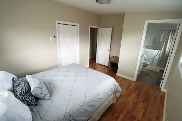 Cozy & Convenient To Mckenzie River 20 Min To Eugene 2/bed 2/bath Sleeps 4+ Pets - Fall Creek, OR