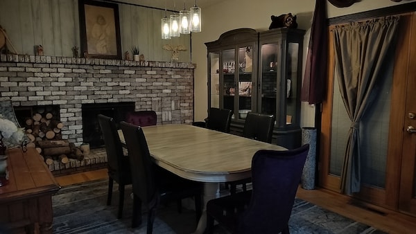 Charming 3-bedroom House In Fort Lupton With Wifi And Ac - Thornton, CO
