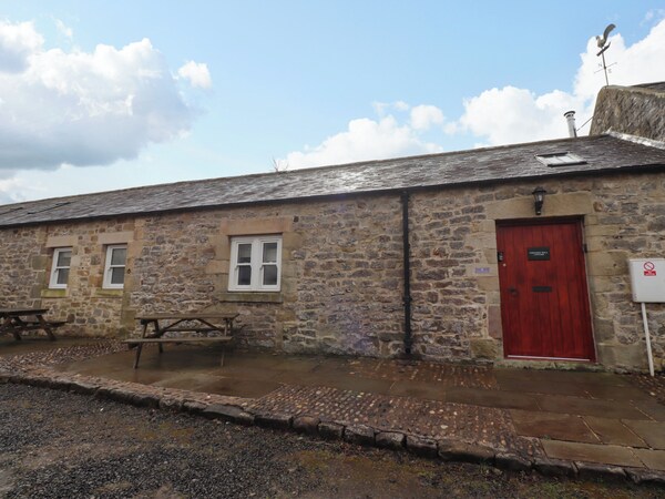 Christon Well Cottage, Pet Friendly, With A Garden In Embleton - Alnwick