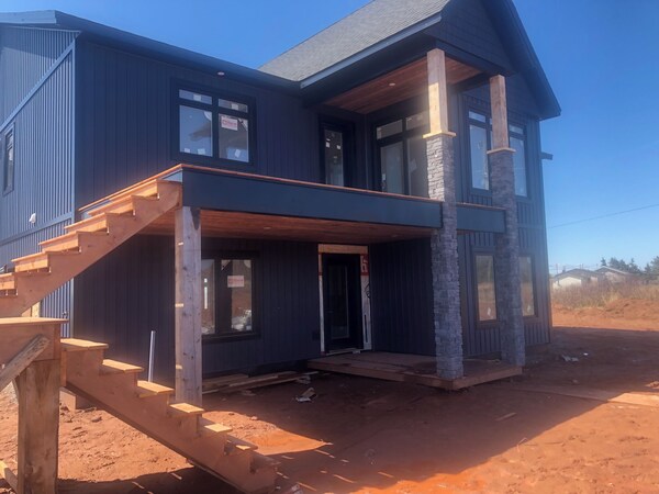 Smugglers Beach Sea House\nprivate Newly Built Executive Ocean Front Retreat - Prince Edward Island