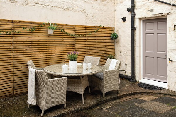 Beautiful Alnwick Apartment Two, Pet Friendly In Alnwick - Alnwick